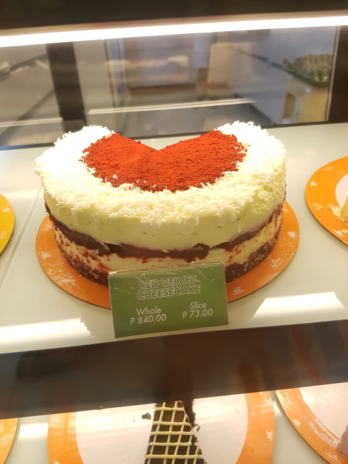 Leonas Cake, Mofu Cakes And Pastries Aus Cebu Speisekarte : Compared to ...