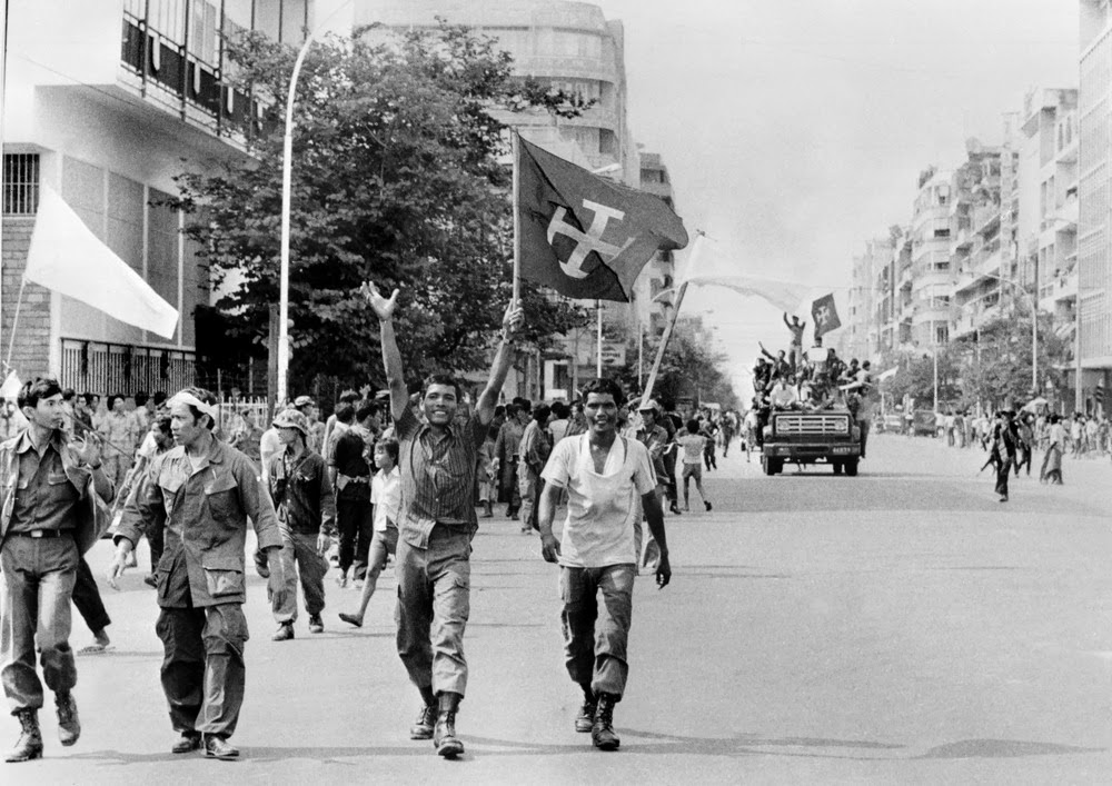 In giro sulle strade del mondo: ខ្មែរក្រហម Khmer Kraham: genesi e disfatta