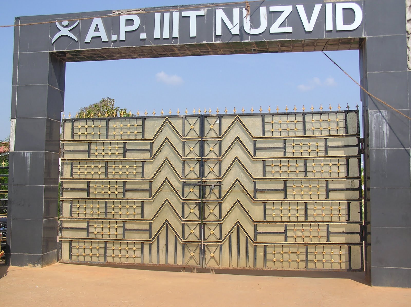 VoIP Tech Hyd: A Visit To RGUKT Nuzvid (AP, India)