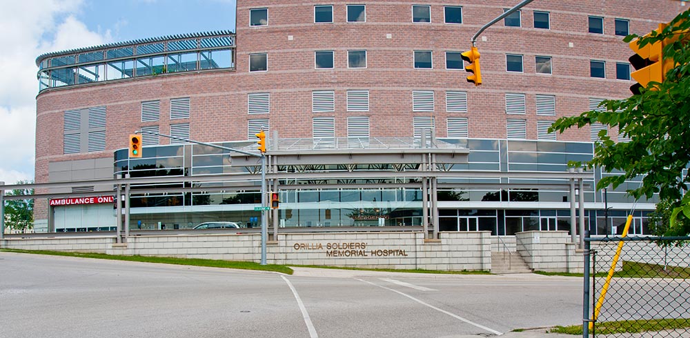 Orillia Travel: Orillia Soldiers Memorial Hospital