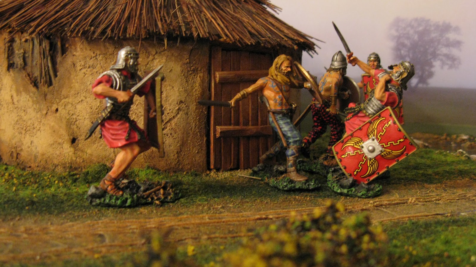 Terrain and Toy Soldiers: 54mm Roman marching fort