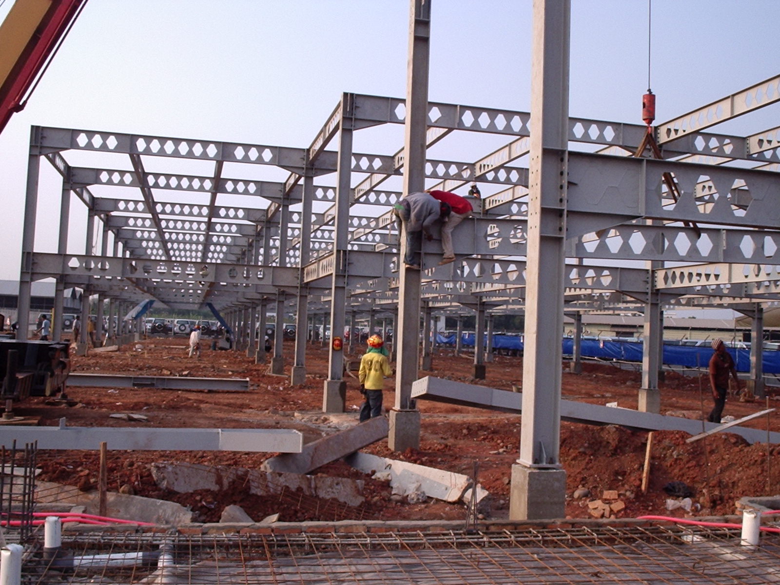 Jasa Kontruksi Baja WF: Baja Wf H Beam Ahli Pemasanagan Baja