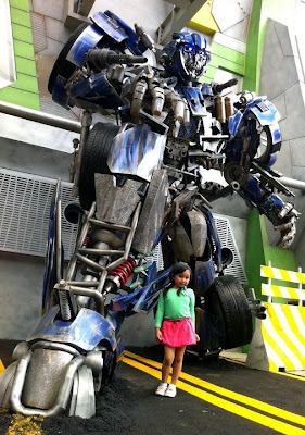 Transformers Live Action Movie Blog (TFLAMB): 11/2011