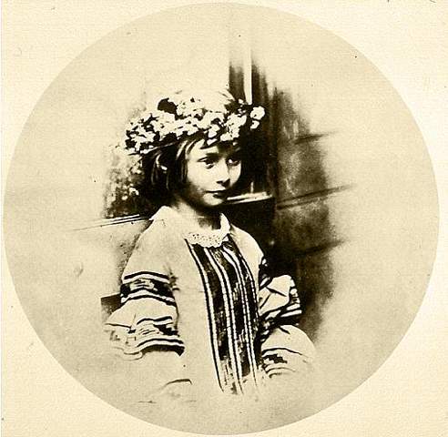 Elisandre - L'Oeuvre au Noir: Aux sources d'Alice au Pays des ...