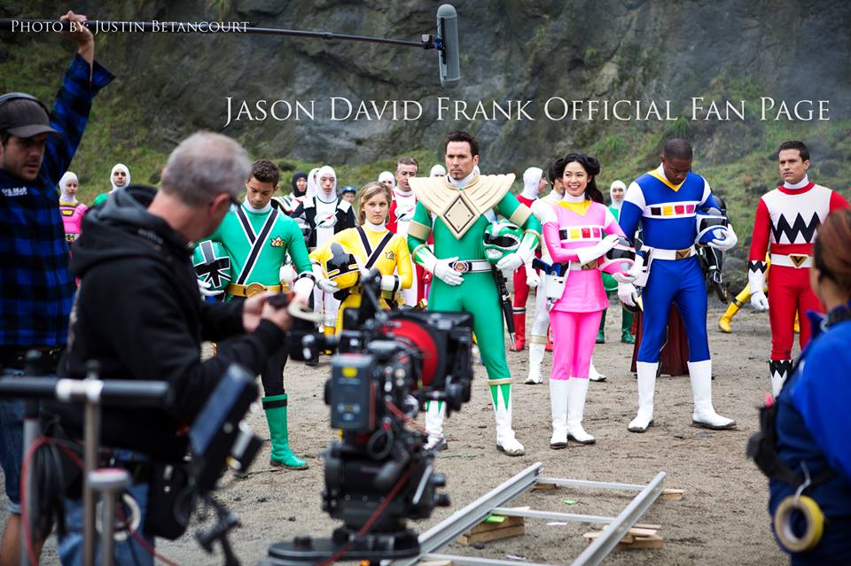 Power Rangers Super Megaforce Cameos Suited for Action! [Updated ...