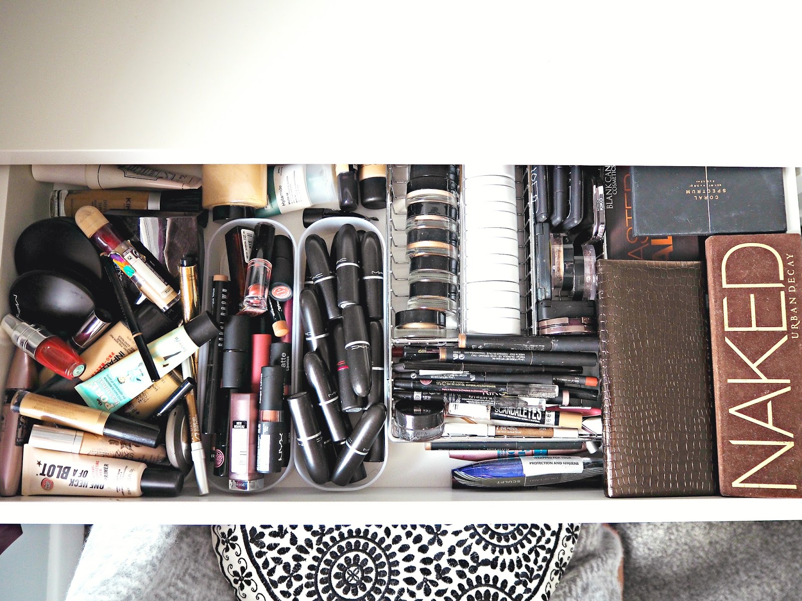 My Makeup Collection | Jasmine Talks Beauty