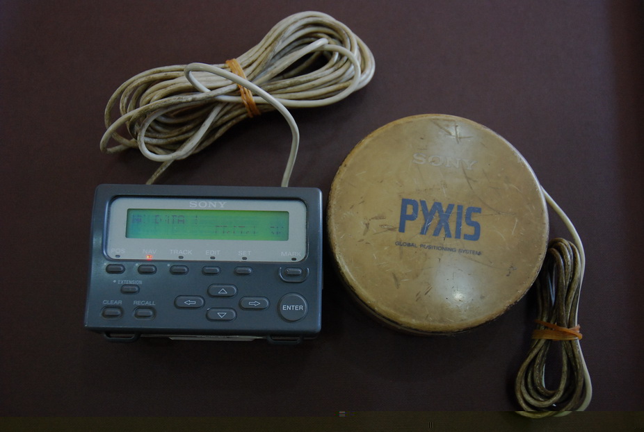 GPS Sony IPS 360 (PYXIS)