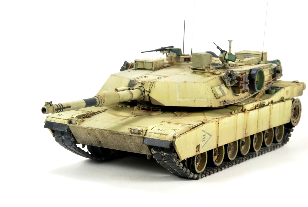 Chris Jerret modeling: USMC M1A1