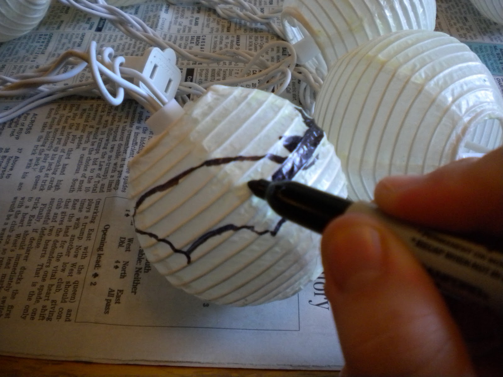Oh, Oh, October: DIY Halloween Paper Lanterns
