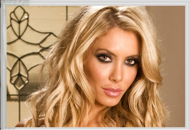 Τα λόγια είναι περιττά… Nikki Gray: Από την Τσεχία με αγάπη! | Planet Stars