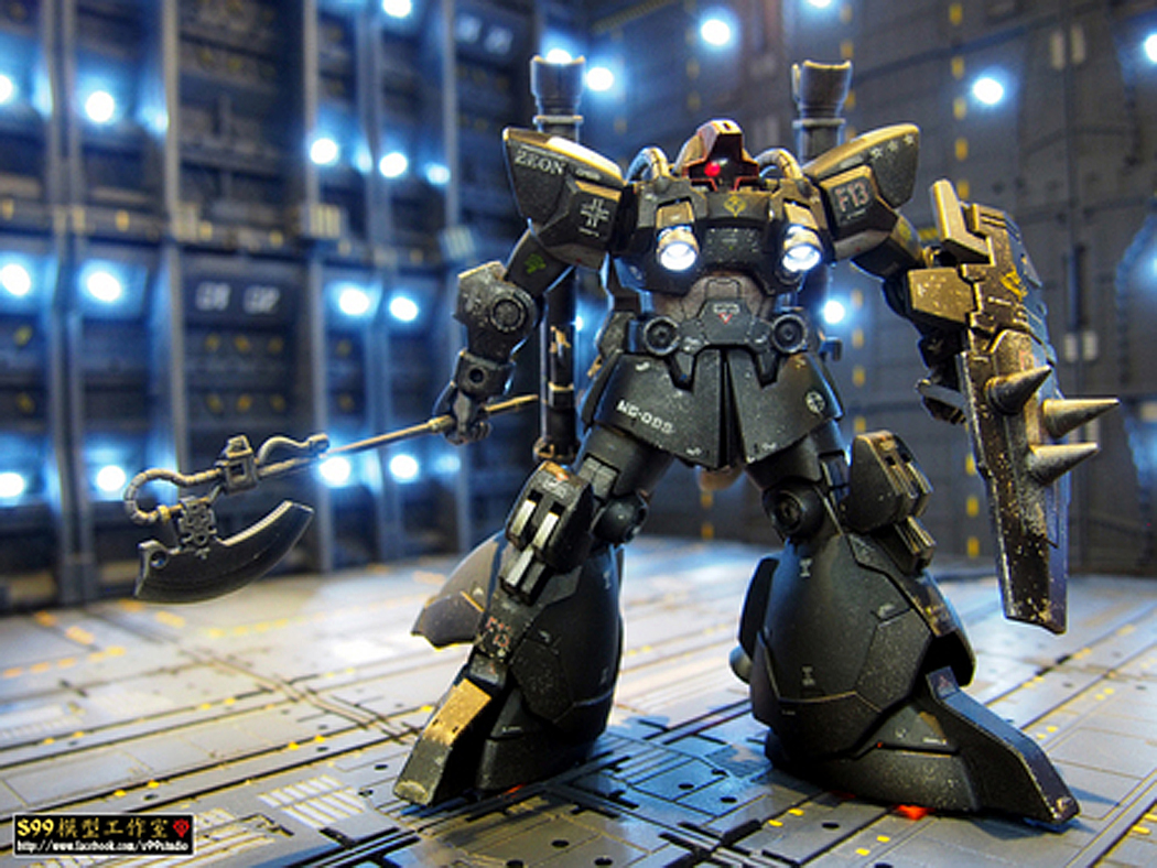 Gundam Family: HGBF 1/144 Dom R35 Custom Build with LED