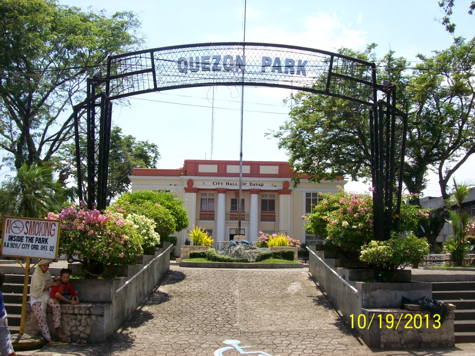 Quezon Park | All About Davao City