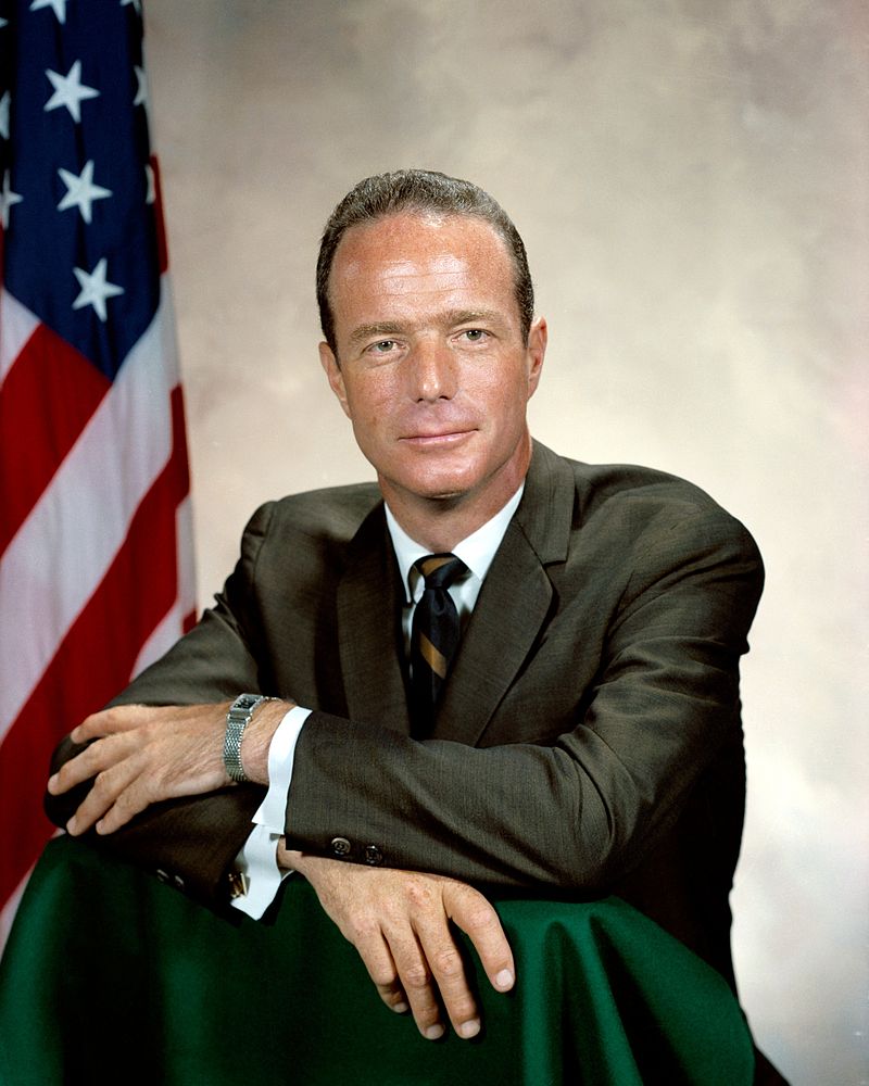 Book Junkie: Mercury Program Astronaut Scott Carpenter born 1925