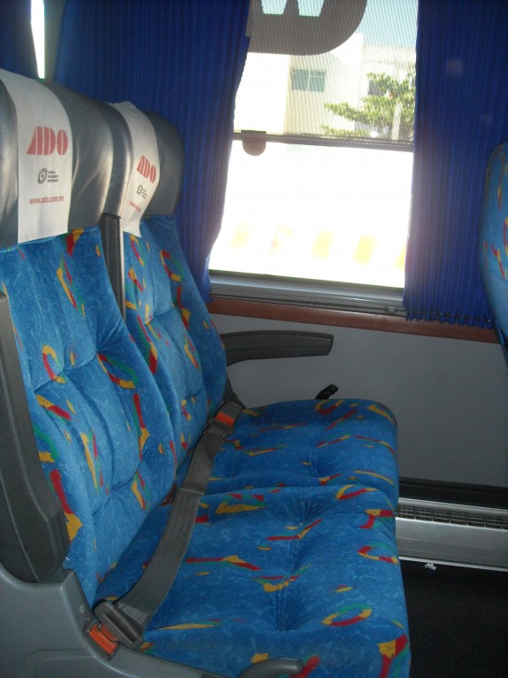 - The Deli Owned by A Cat -: Dec 18, 2011