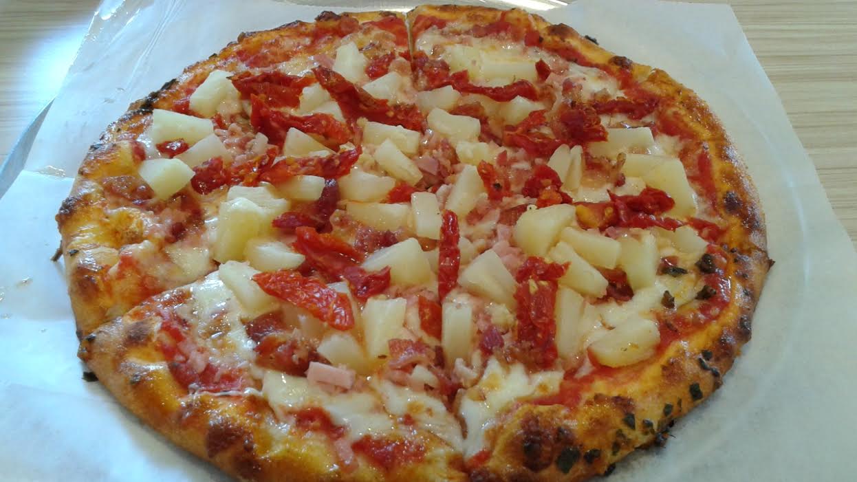 FRIED CHICKEN LIPS: Pizza Crosta