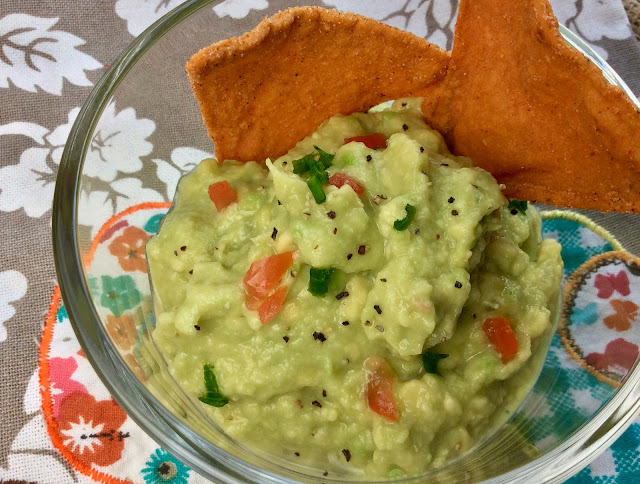 Food Fitness by Paige: Simple Guac