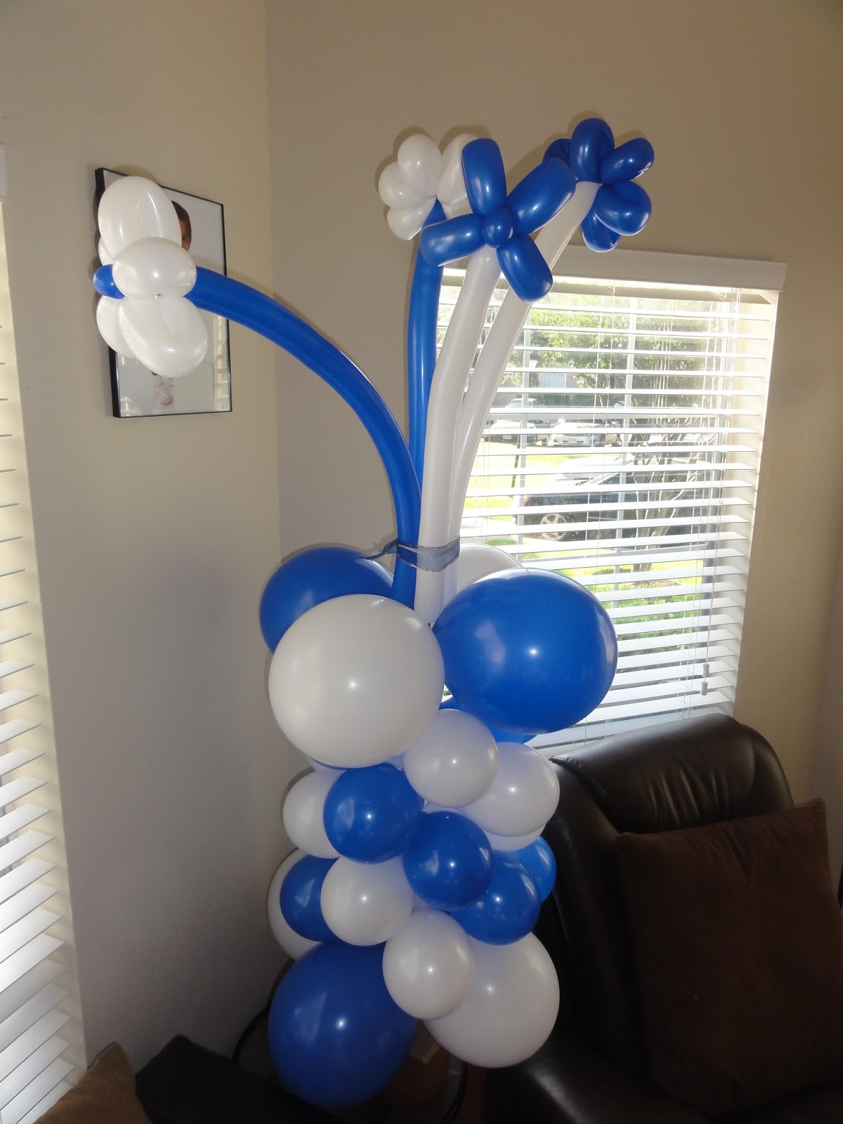 Santo Diamond Balloon Design: Balloon Decors