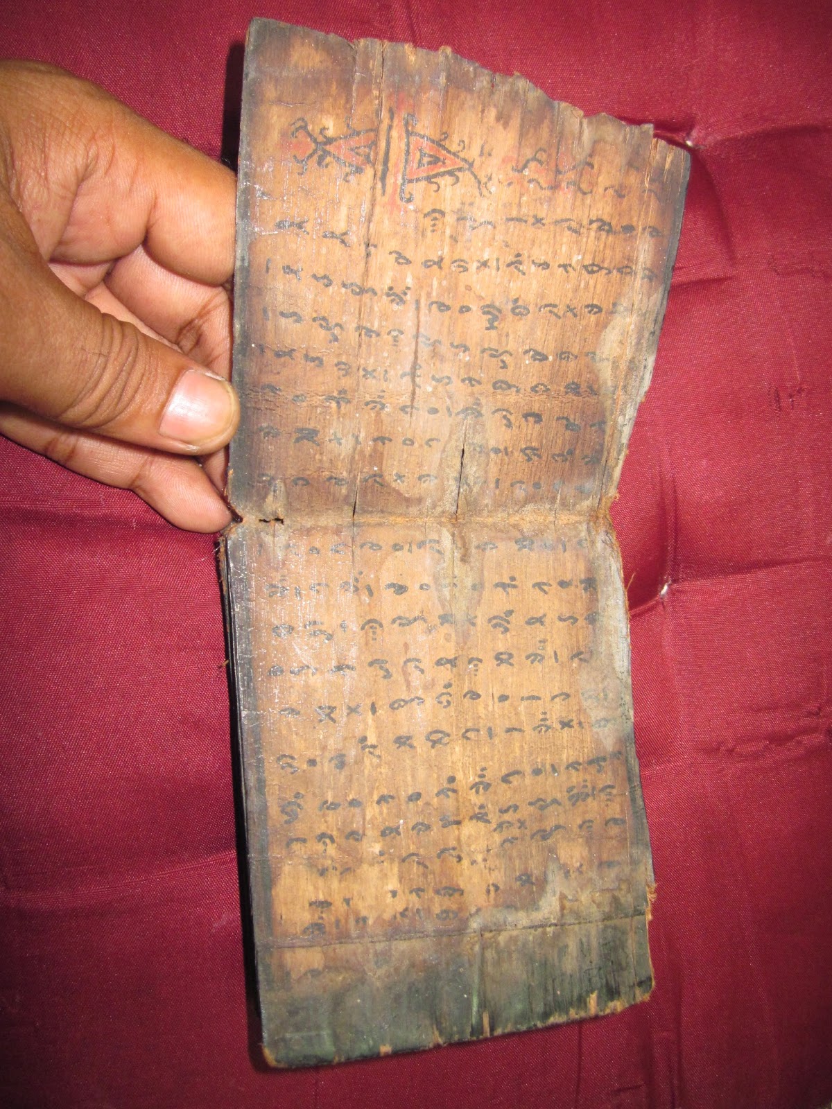 Badai Mencak Kelambit Biru: Kitab Azimat Kuno , Era Zaman Budo Abad ke ...