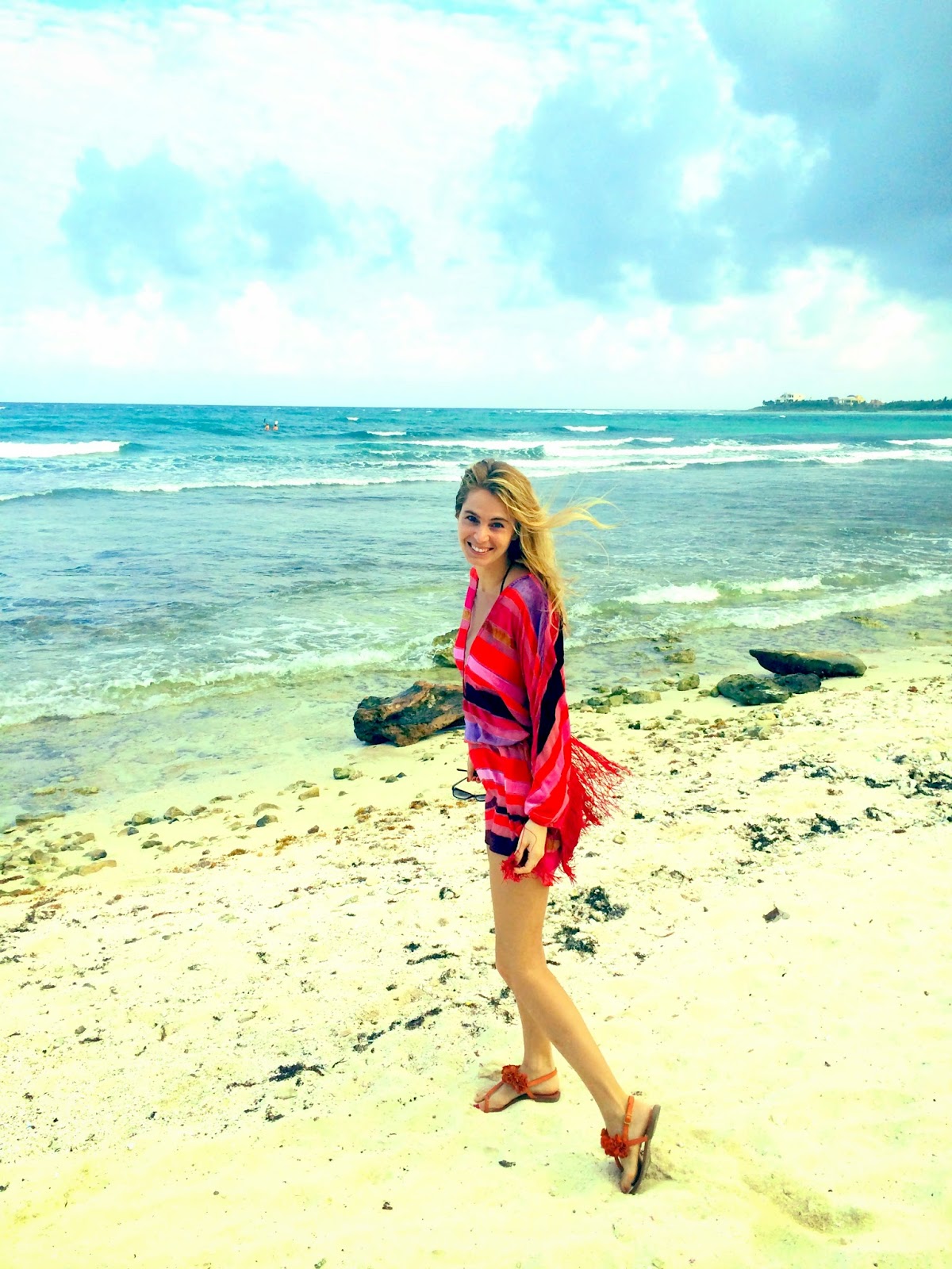 Dale un toque de elegancia a tu look playero