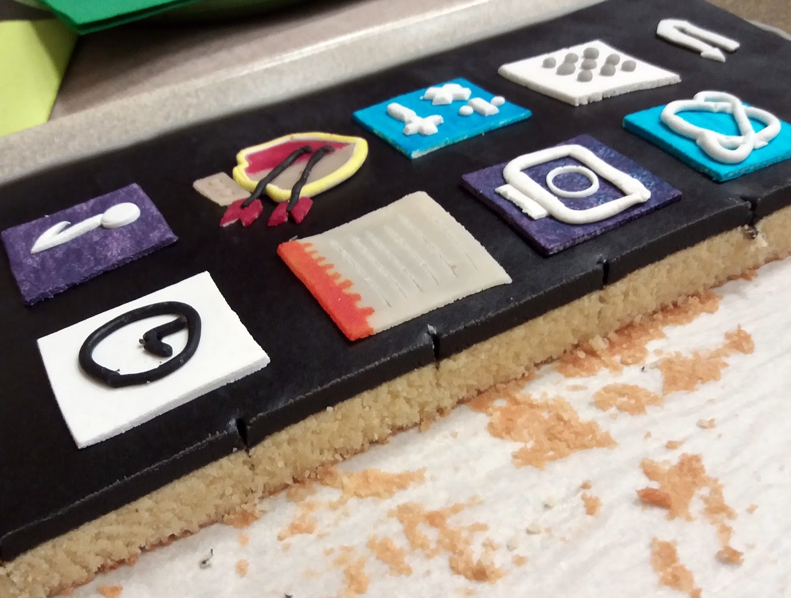 SUCRISSIME: le Gâteau "Smartphone"