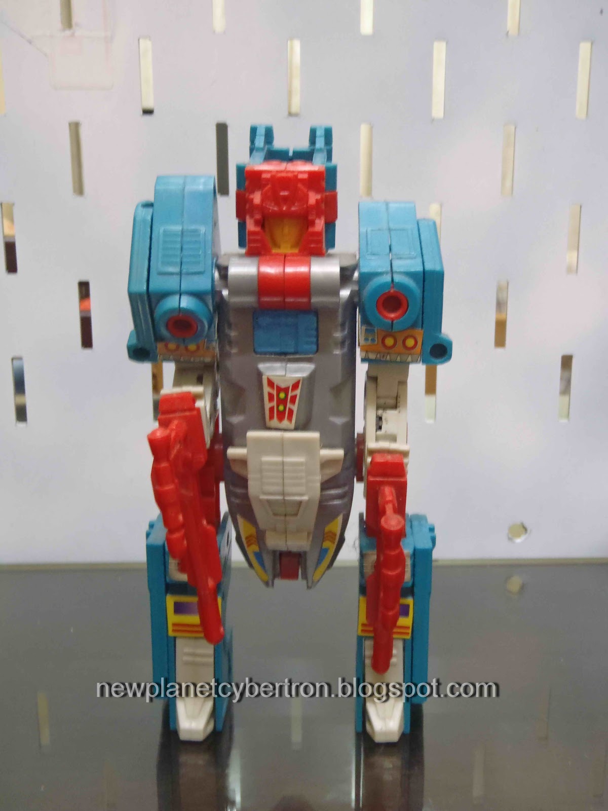 New Planet Cybertron: Transformers Review – Quickswitch(G1 Knockoff)