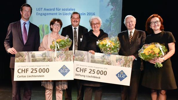 Prince Max and Prince Philipp Hand Out LGT Award