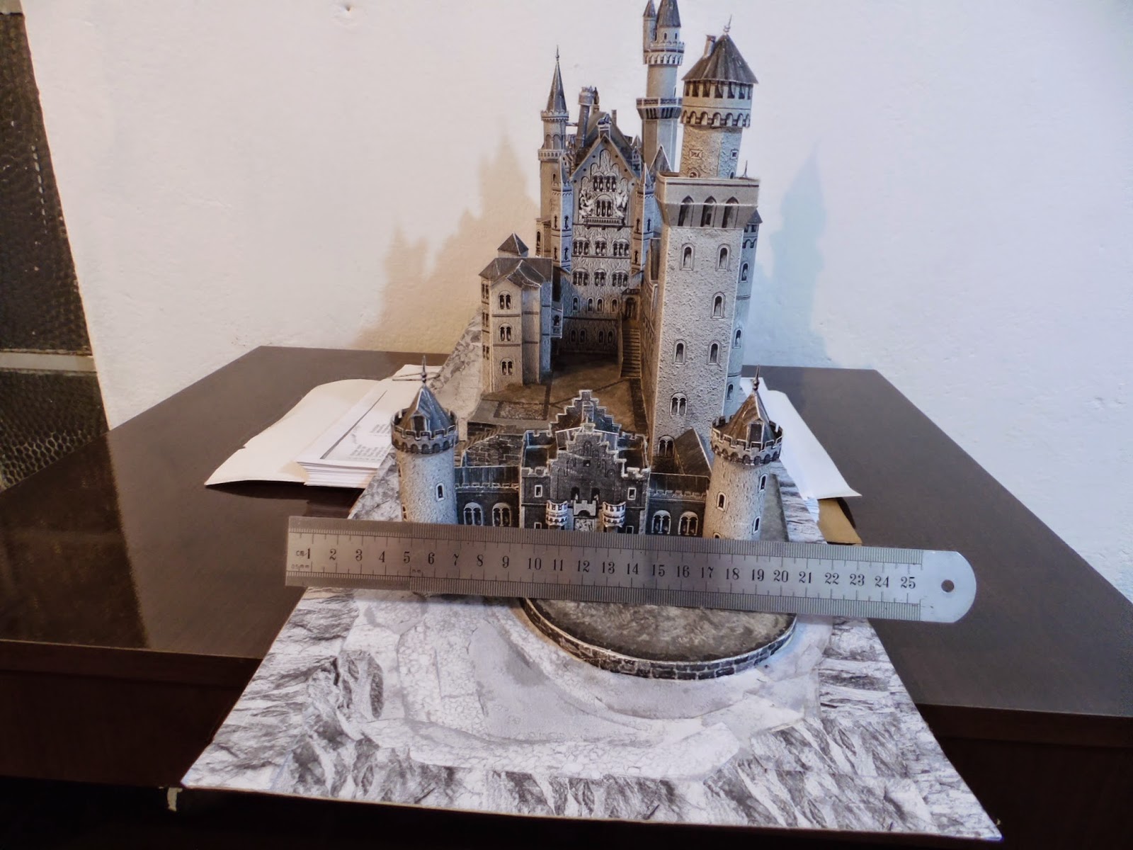 BLOG DO VÉIO ARTE EM PAPEL - PAPER MODEL E PAPER CRAFT: Neuschwanstein ...