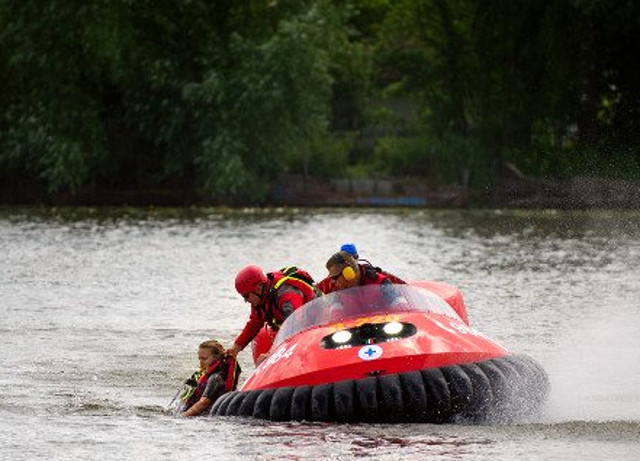 Neoteric Hovercraft Blog: First Responders: Save flood victims safely ...