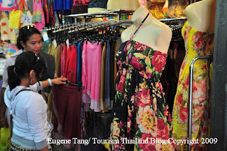 Pratunam Clothing Market in Bangkok, Thailand | Swebit Travel And Vacation