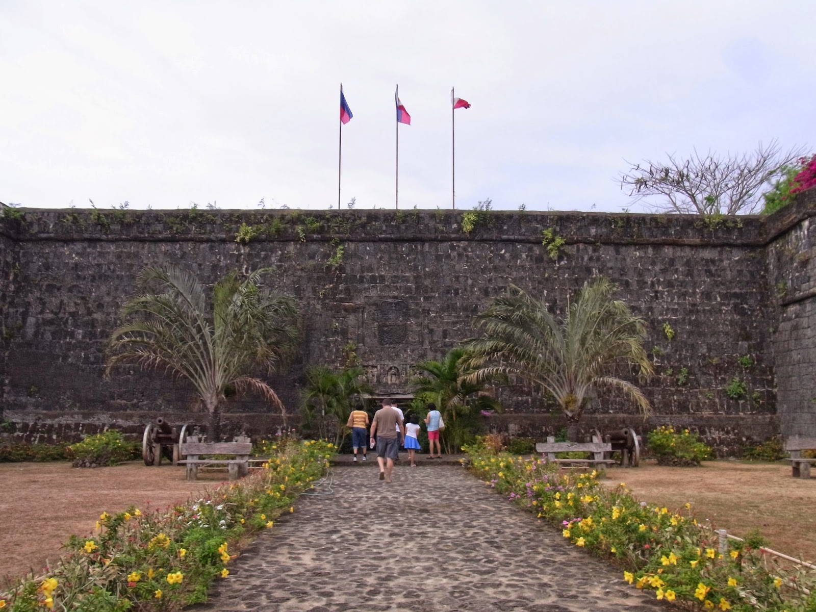 Casual Japanese Bystander: Santa Isabel Fort
