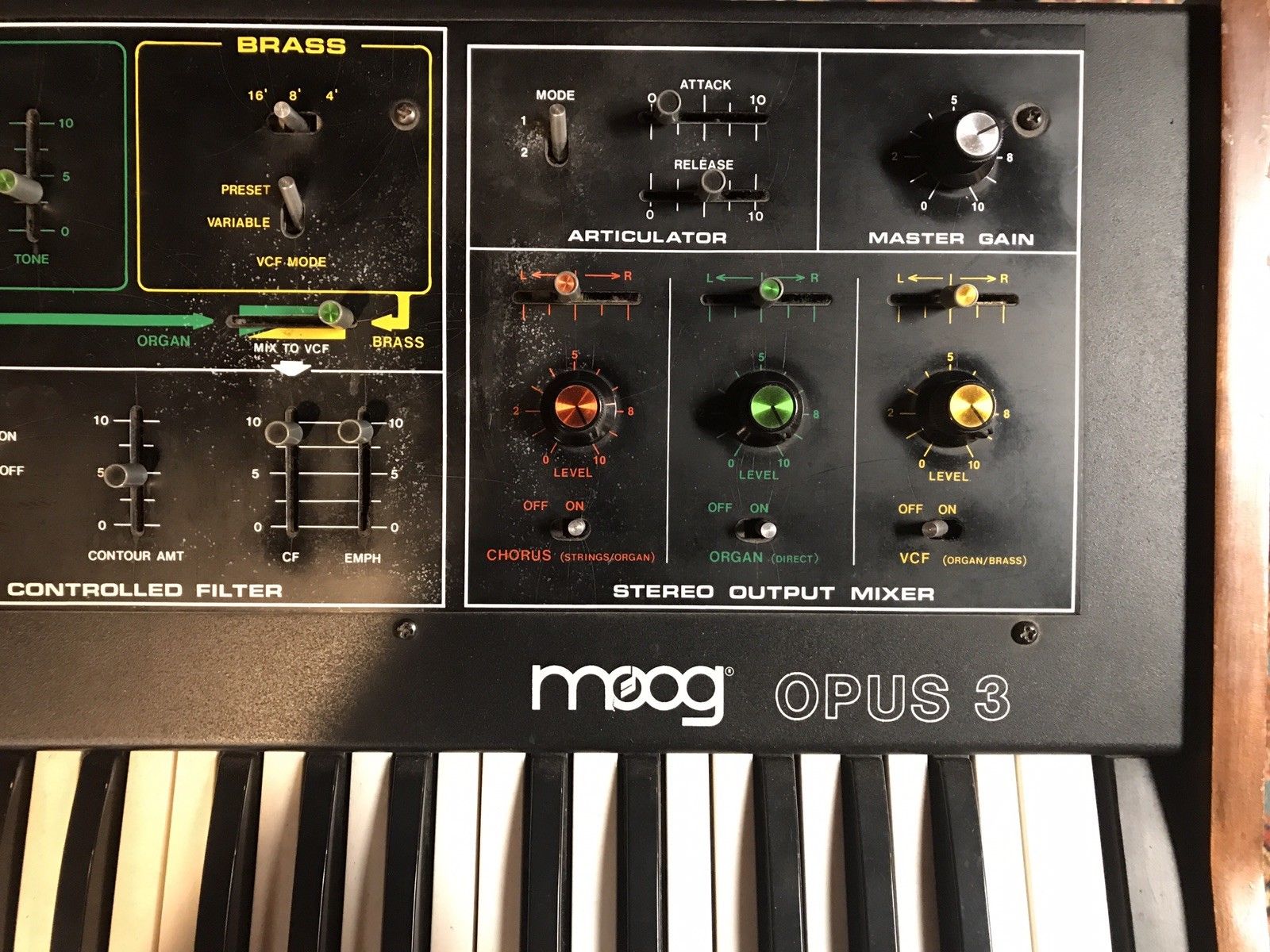 MATRIXSYNTH: Moog Opus-3 Vintage 49-Key Analog Synthesizer SN 1450