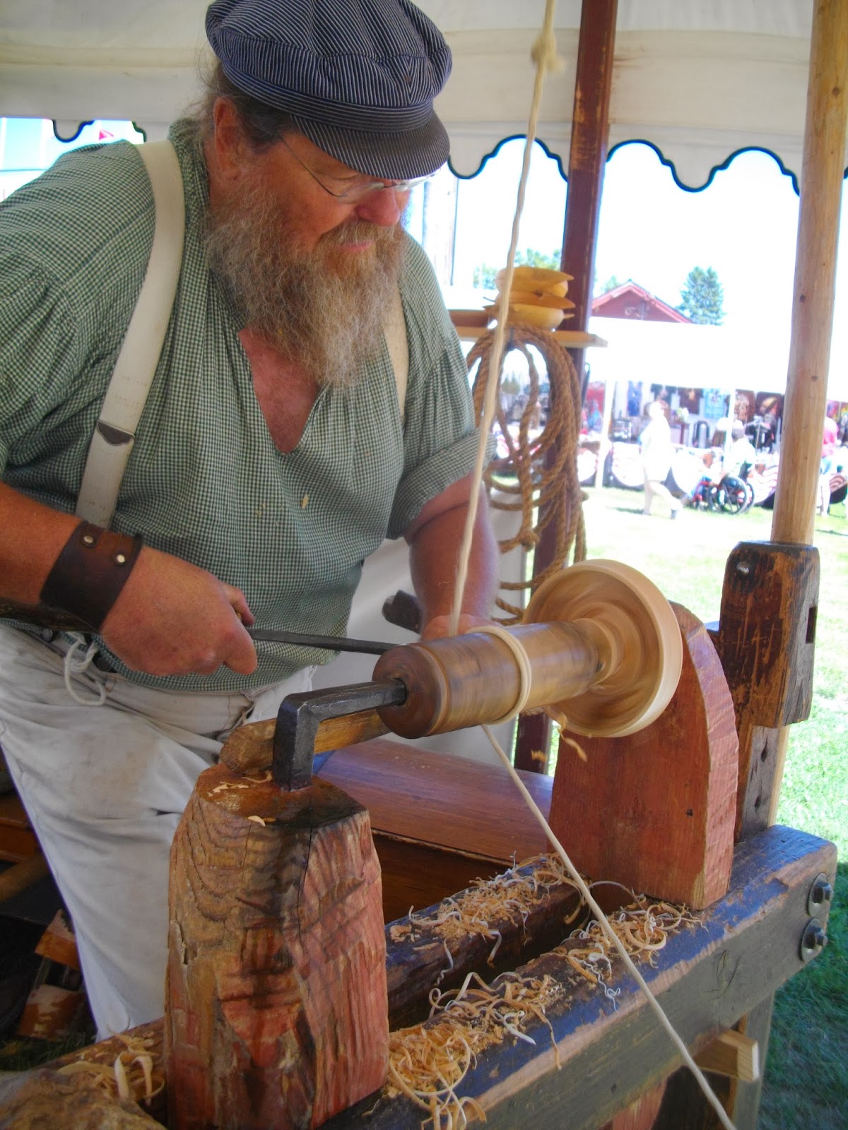 Reggie the Potter... and Tape Loom Weaver: Connecticut Weavers Guild