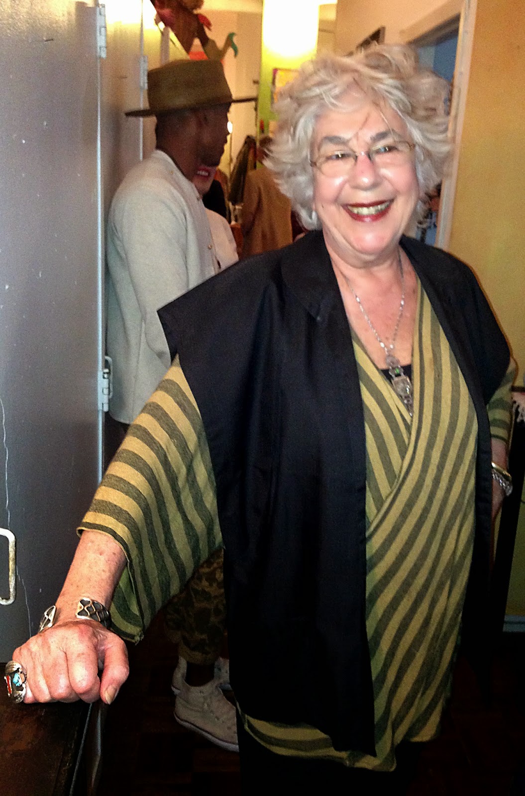 Idiosyncratic Fashionistas: Tea Party