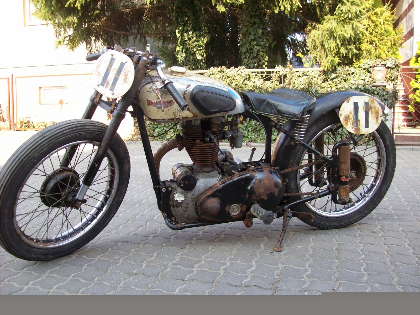 MOTORS-CREATOR - Renowacja Motocykli - Konrad Bagnowski: Panther 250 ...