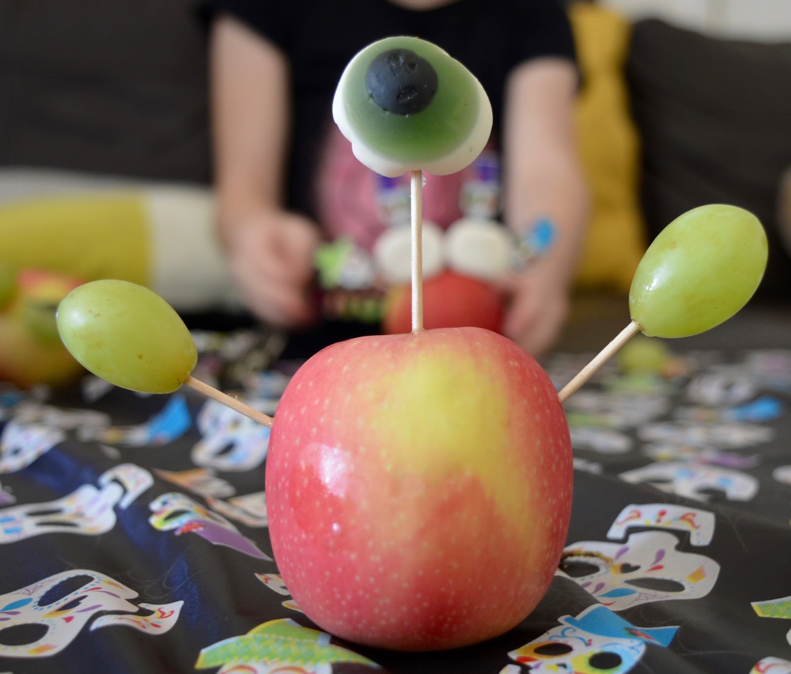 How to Create Scary Apple Faces with PinKids® Apples | North East ...