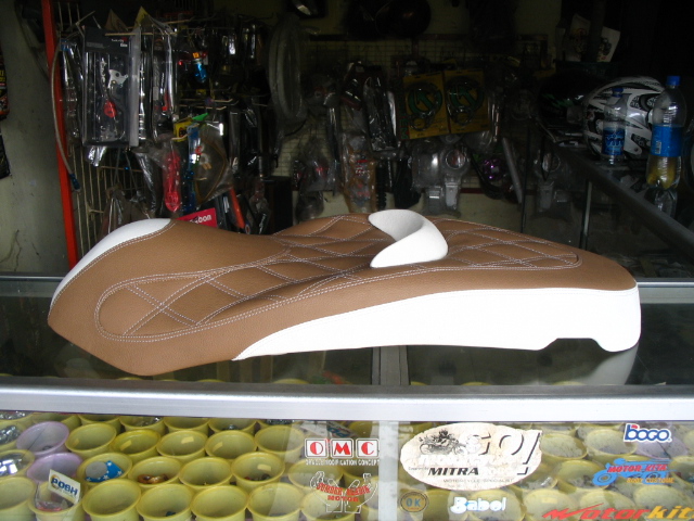 Modifikasi JOK MOTOR: Jok Scoopy pesanan Mrs. Fani Jakarta