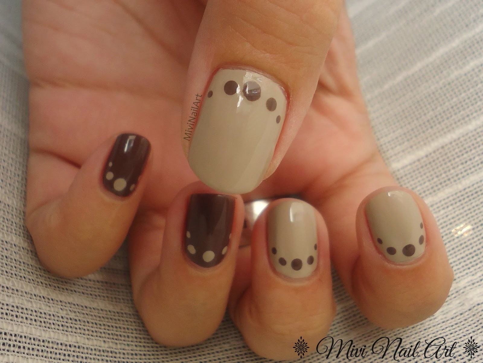 Manicura Marrón con Puntos // Reto Colores Cosas de Chicas 2