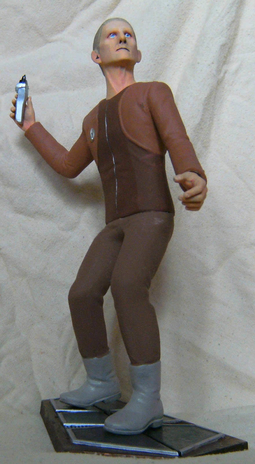 Happyscale-Modellbau: Star Trek DS9 Security Chief Odo - Vinylfigur AMT/ERTL