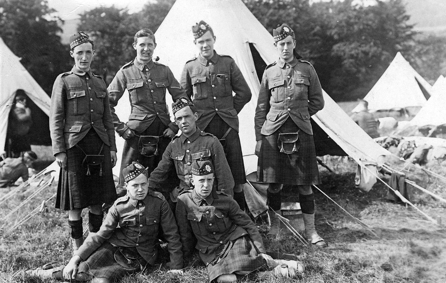 Tour Scotland: Old Photograph Highland Regiment Crieff Perthshire Scotland