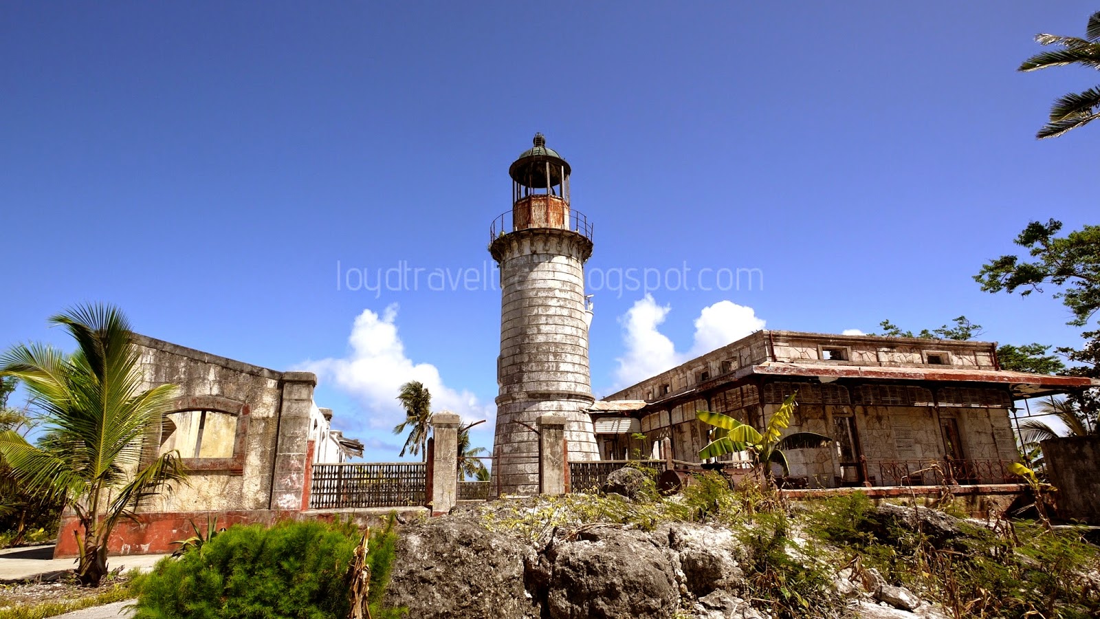 LakbayLoyd: LakbayLoyd Lighthouse Series 24: EL FARO DE PUNTA BUGUI ...