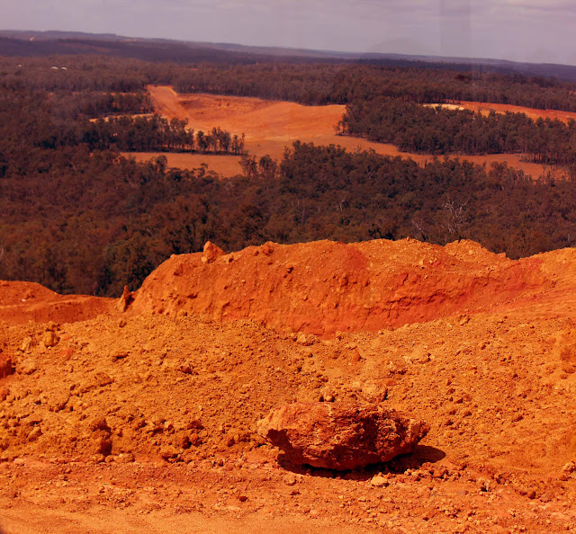 Creating and Educating: Alcoa Mine