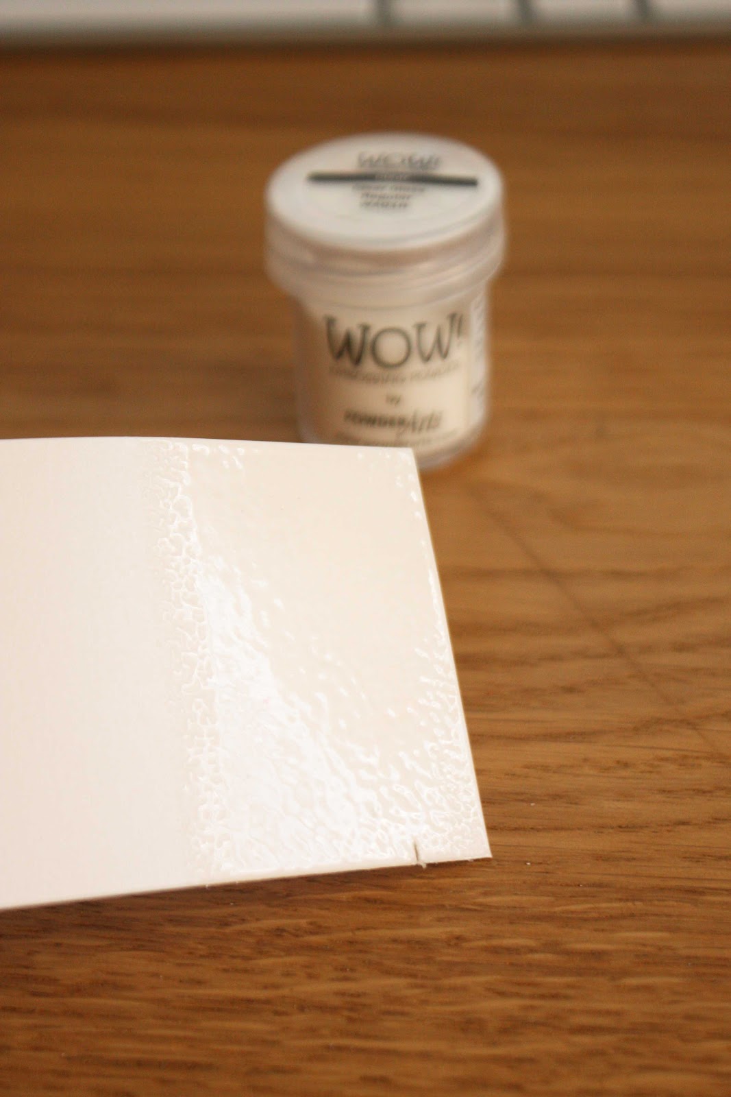 Create your own embossing powder colours