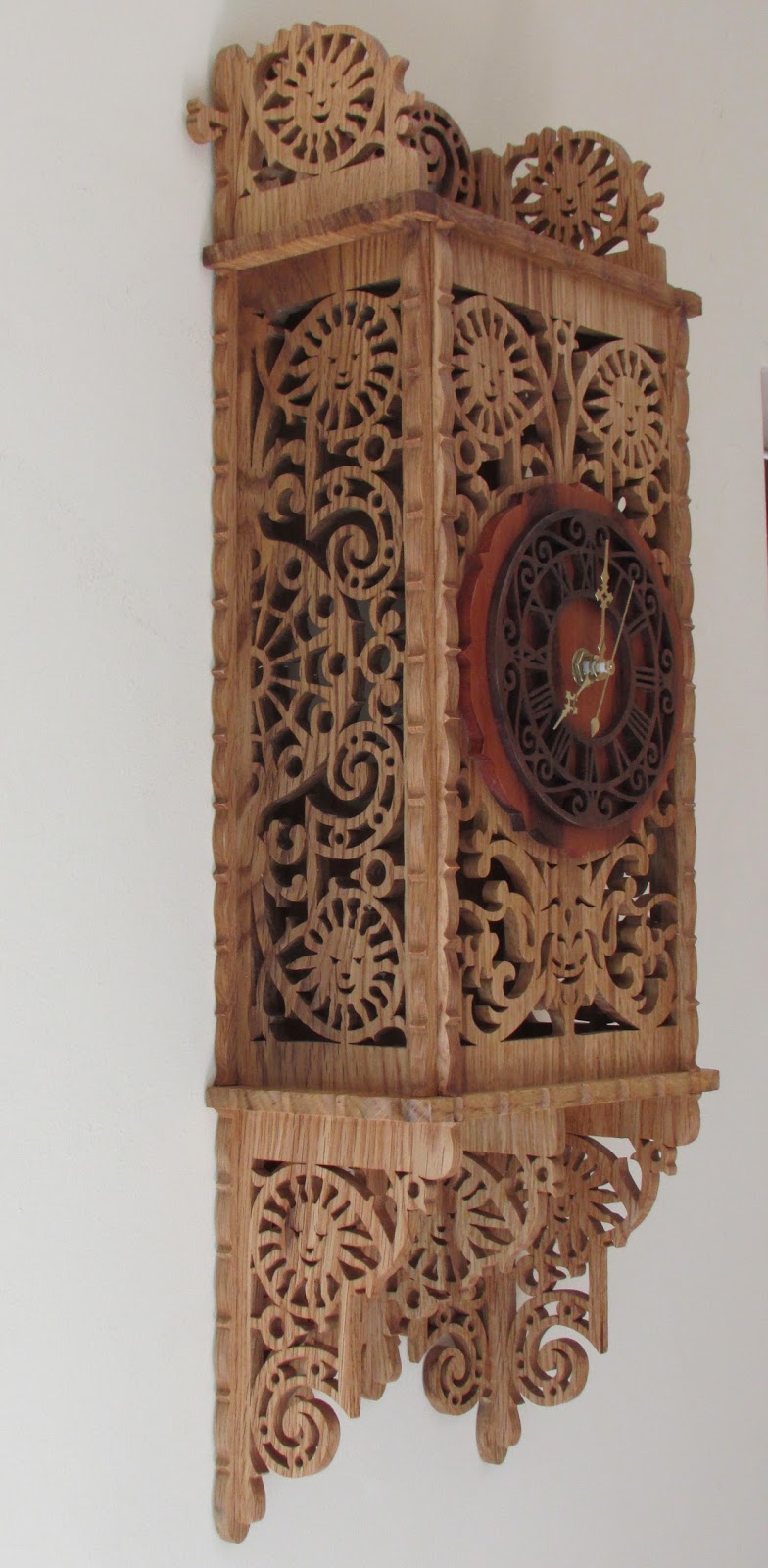 Oilgate Woodcraft: Gothic Fretwork Wall Clock.