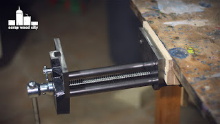 scrap wood city: How to install a woodworking bench vise