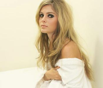 Young Celebrity Hollywood: barbara evans