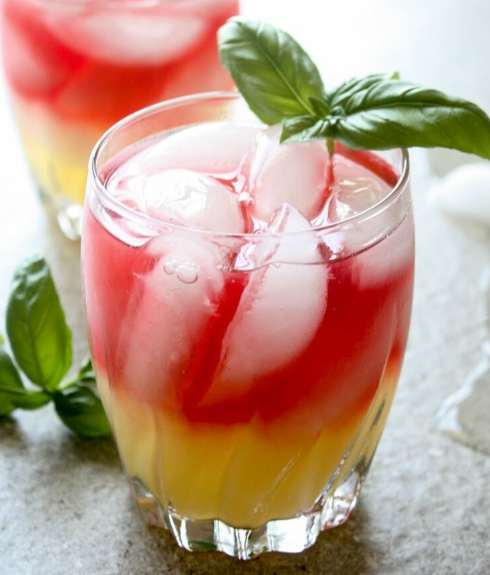 Cranberry and Mango Lemonade Vodka Cocktail #healthydrink #cocktail # ...
