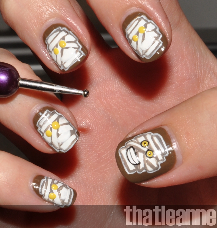 thatleanne: Mummy Nails Tutorial for Halloween!