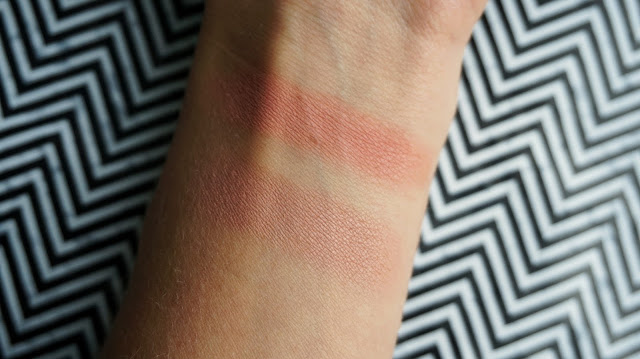 Toocurls: ESSENCE Matt touch blush Rose me up! | RECENZIJA