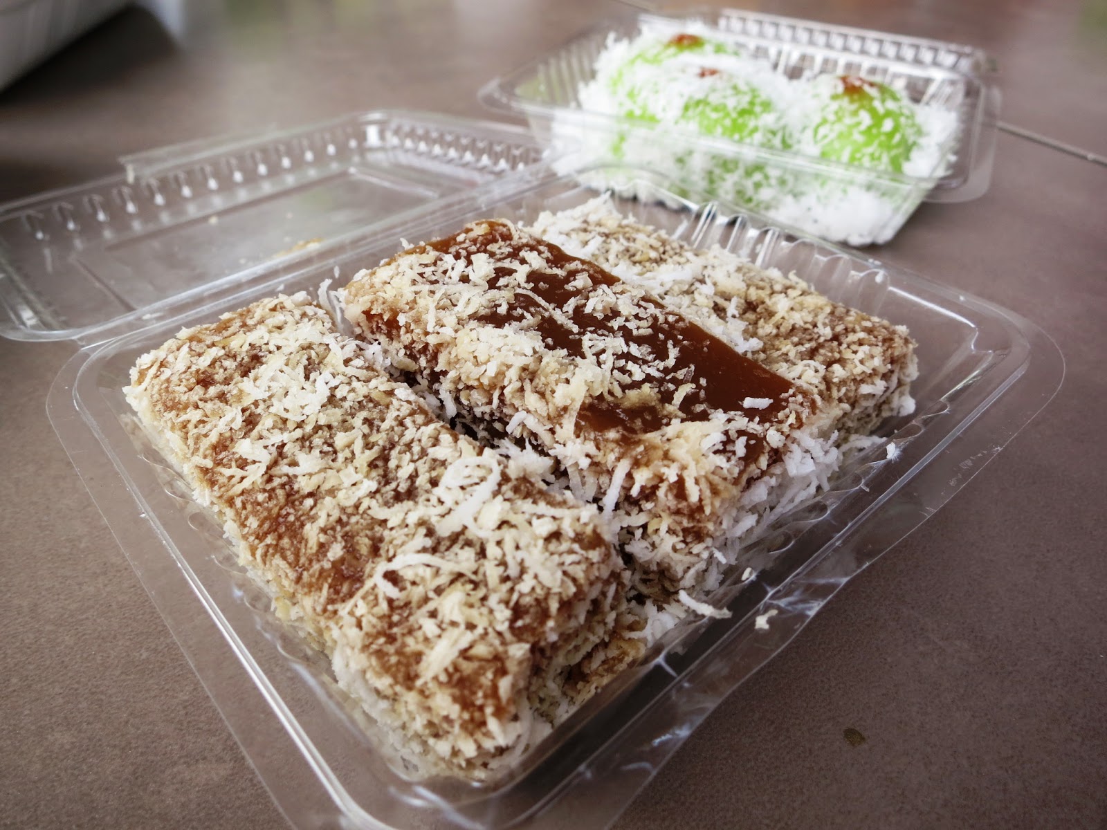 PinkyPiggu: Lek Lim Nonya Cake Confectionery ~ Traditional Handmade ...