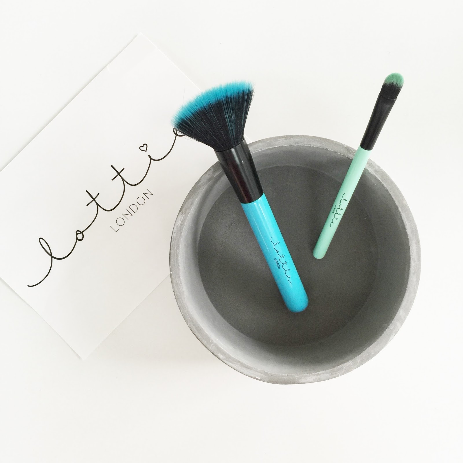 PRODUCT REVIEW: LOTTIE LONDON MAKEUP BRUSHES | The Beauty & Lifestyle ...